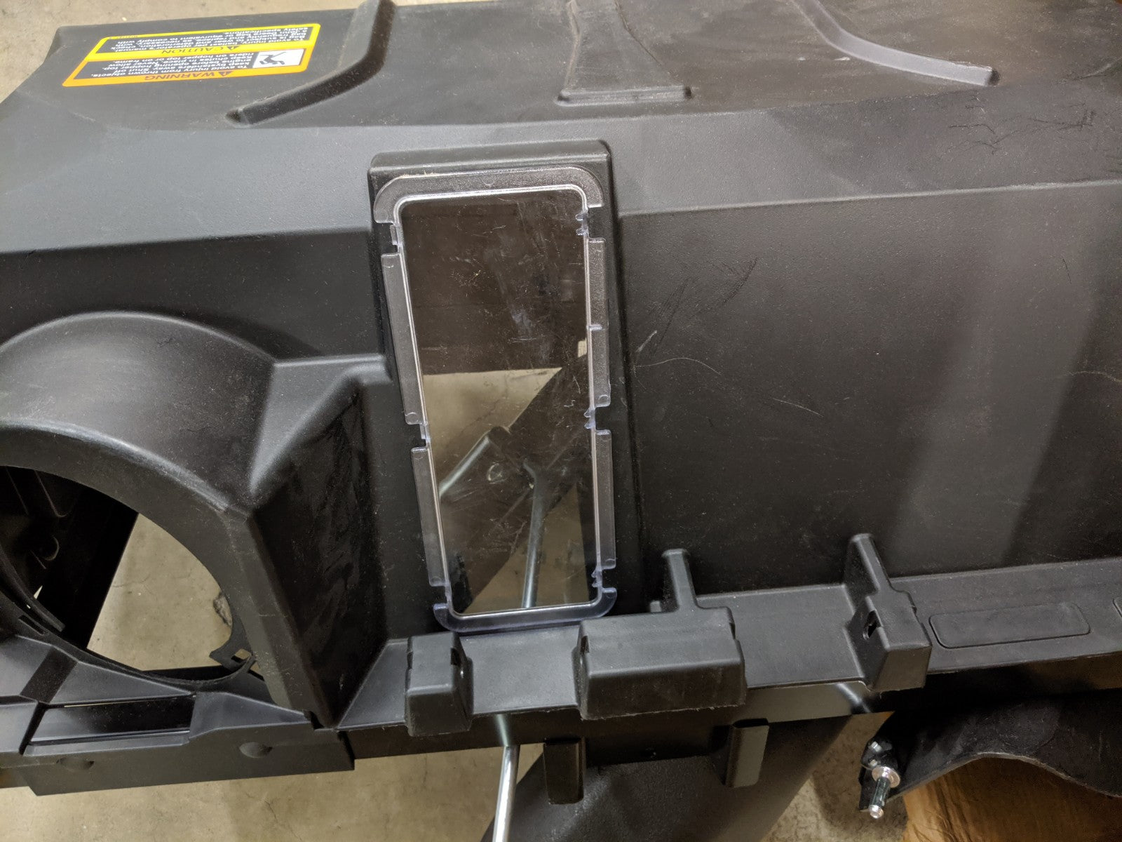 John Deere Bagger (S100-42X) – Bombergers Used Equipment